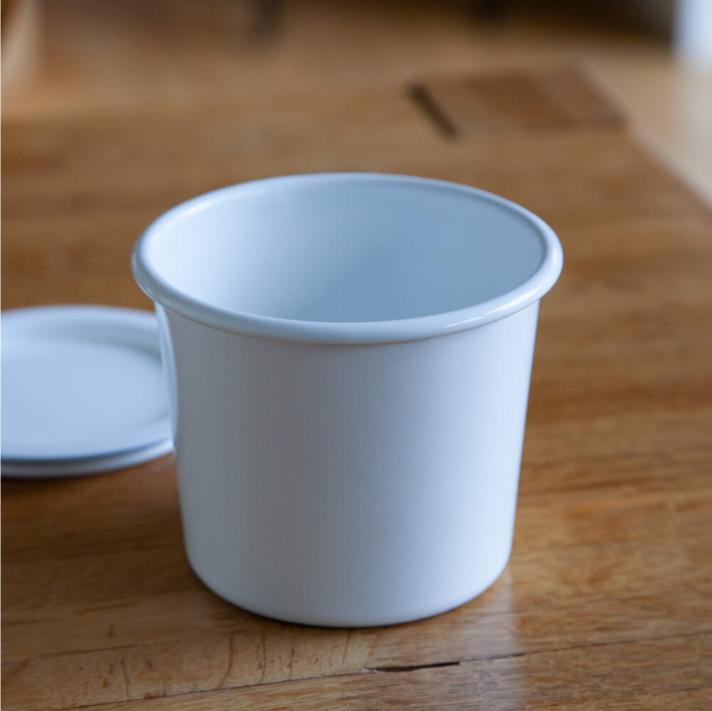 【懐かしさ漂う琺瑯容器】 kaico maru L ｜のレン神楽坂【公式通販】発酵、暮らしの道具 – のレン神楽坂 公式オンラインストア